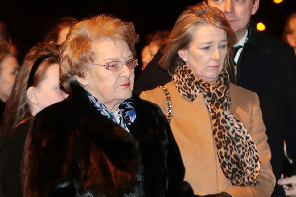 Coffin of GAA legend Kevin Heffernan makes poignant stop at Parnell ...
