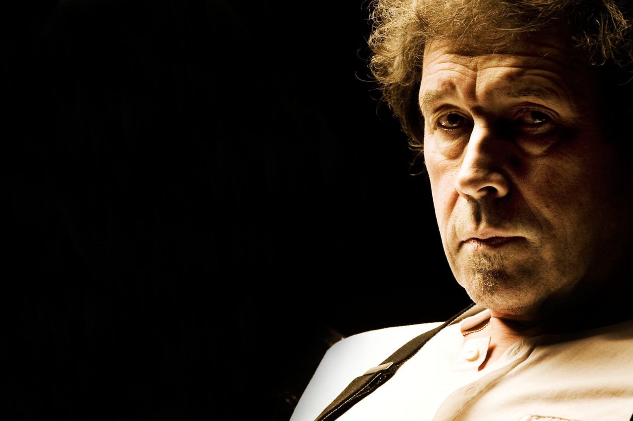 'I waited a long time to hear a compliment from my mother': Stephen Rea ...