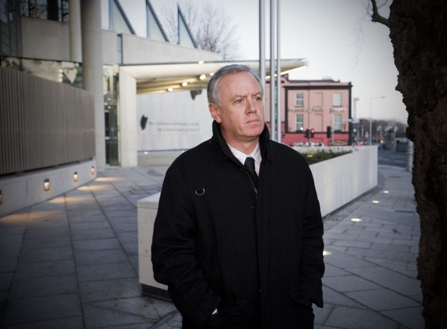 Wife-killer Eamonn Lillis books flight to England | Irish Independent