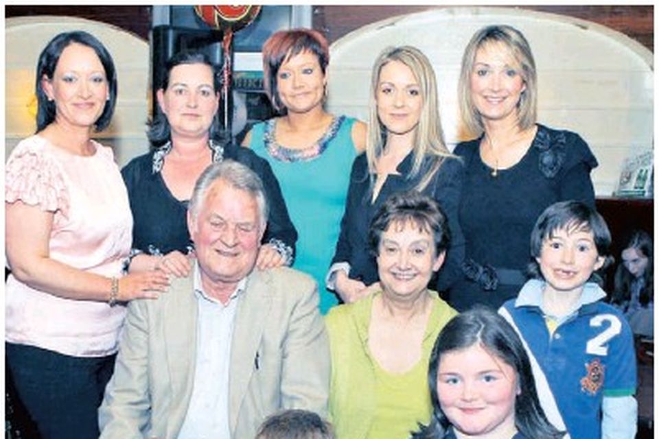 DONAL FLYNN 70TH BIRTHDAY IN THE STONEHAVEN PUB | Irish Independent