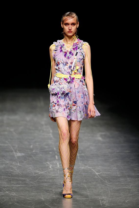 Jet-setting models Tabea and Lorna fly the high fashion flag for ...