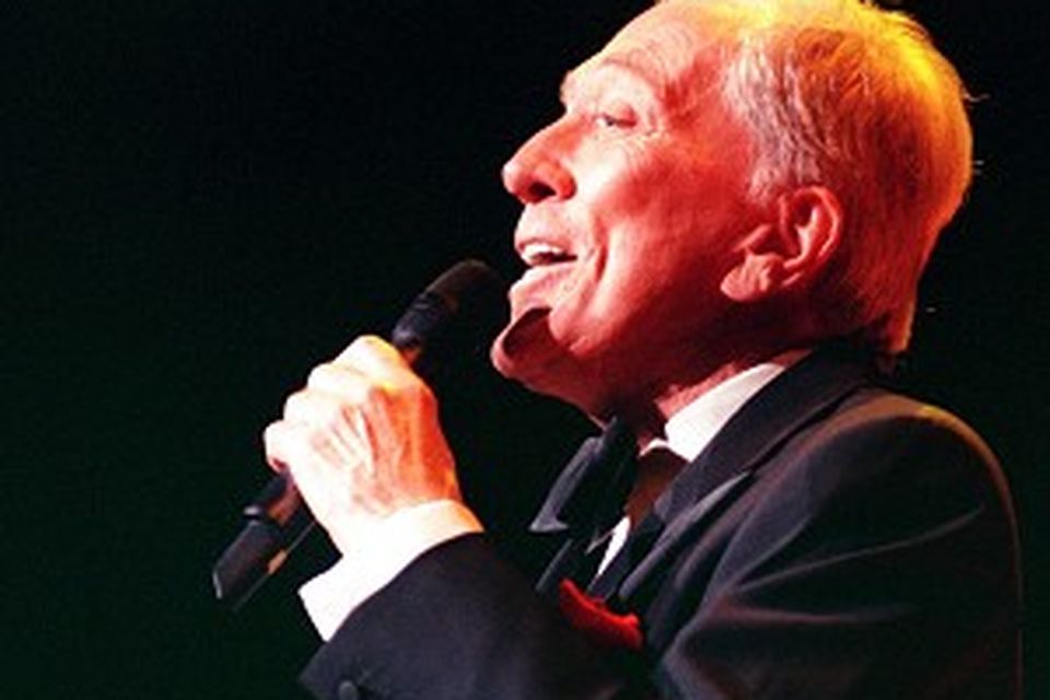 Moon River singer Williams dies | Irish Independent
