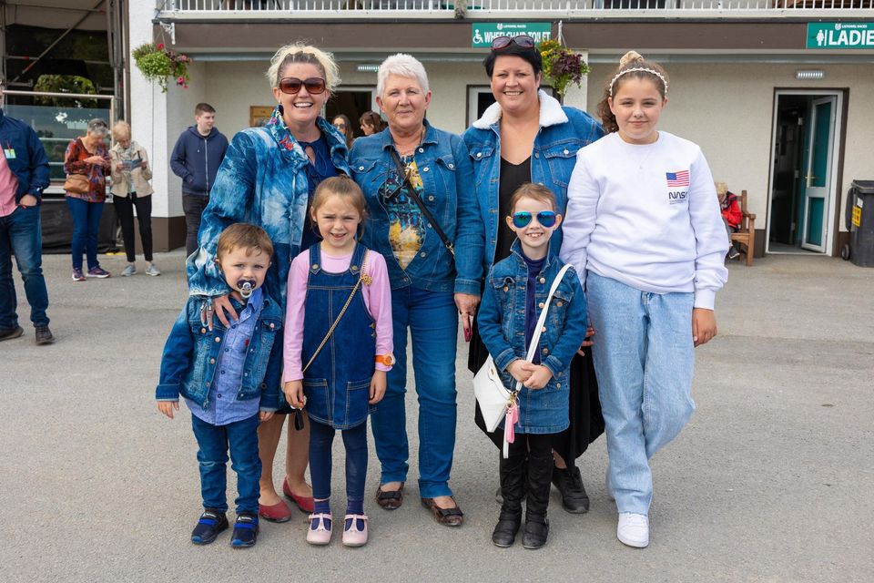Photos show all the style and fun of a resurgent Listowel Races | Irish ...