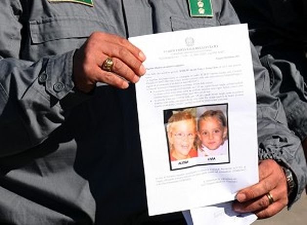 European police hunt missing twins | Irish Independent