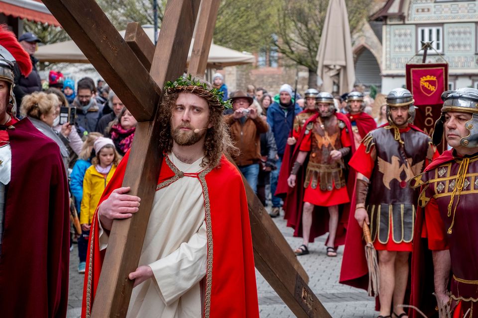 In Pictures: Christians mark Good Friday with sombre ceremonies | Irish ...