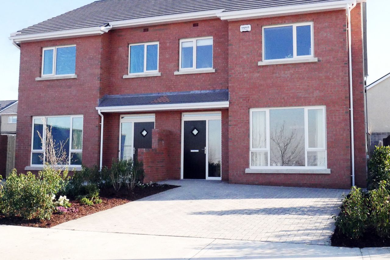 Green for go at 78-unit Ballycullen scheme | Irish Independent