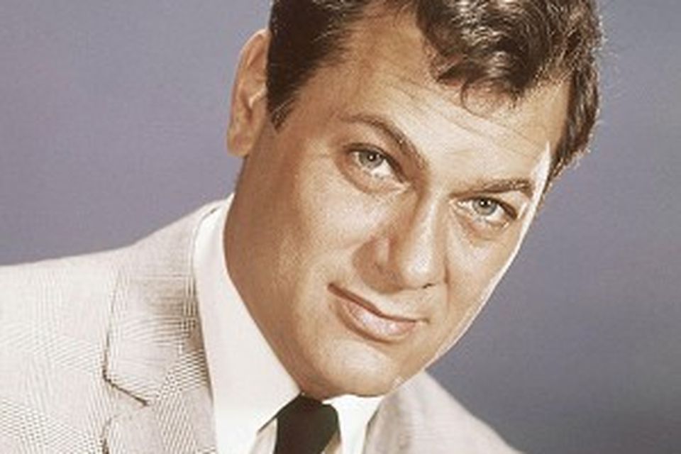 Screen legend Tony Curtis dies | Irish Independent
