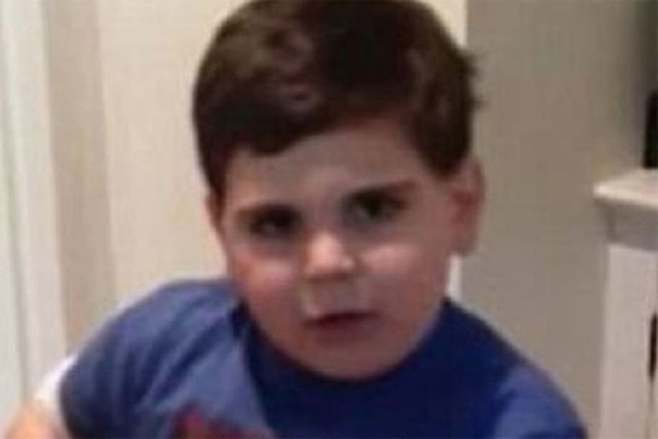 Video: Autistic child's rendition of Billy Joel hit 'Piano Man' is ...