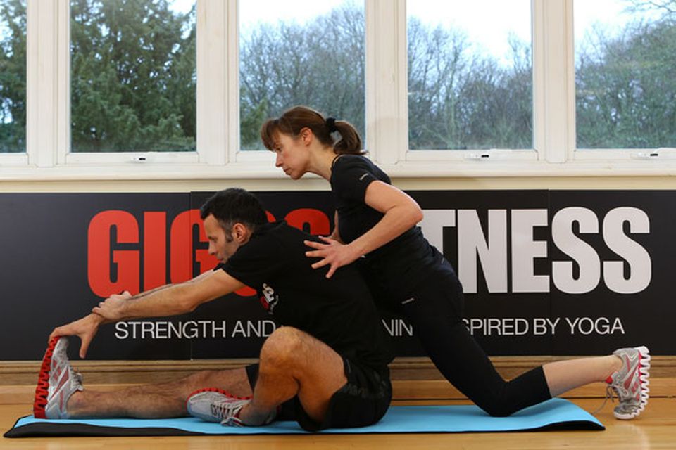 Giggs credits yoga for durability on eve of 600th league appearance ...