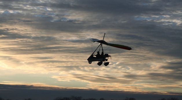 Microlight pilot makes emergency landing after engine failure | Irish ...