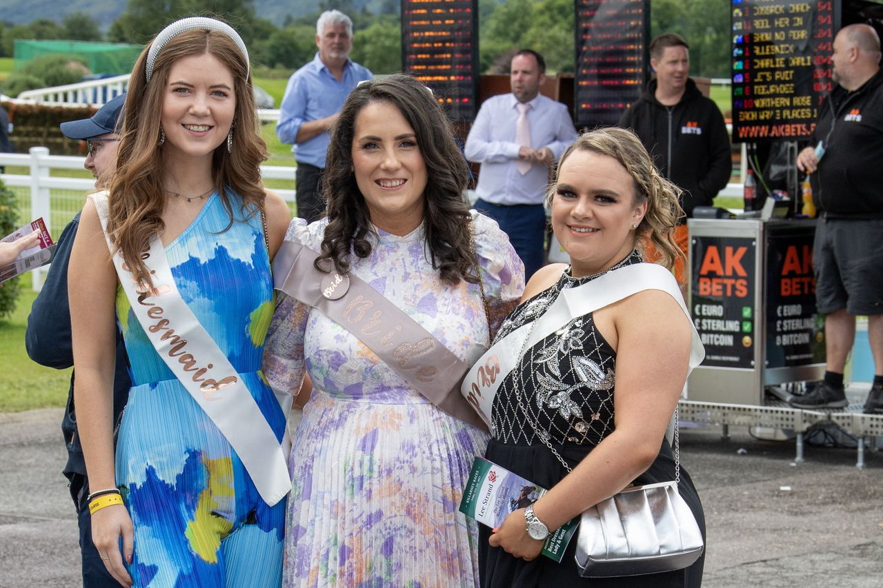Photos from Killarney Races show style success for the ladies of Kerry ...