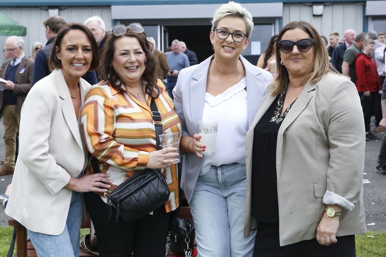 Pictures show the style and glamour of Sligo Races on Bank Holiday ...