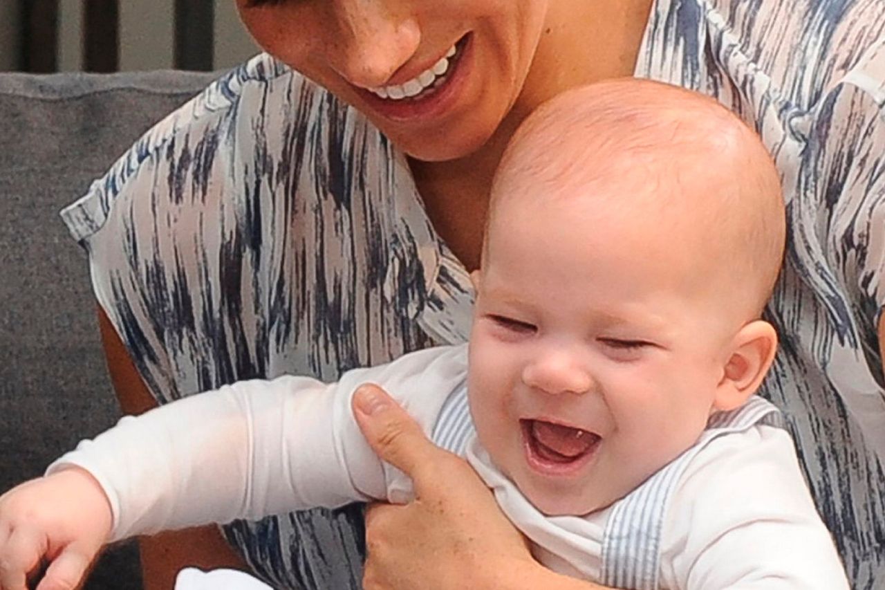 Baby Archie makes his royal tour debut: Meghan and Harry embrace son in ...