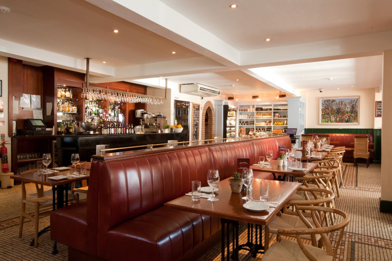 The Ballymore Inn: 'The plumb and apple crumble may possibly be the ...