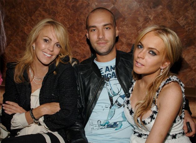 Police called to Lindsay Lohan family home after violent row with ...