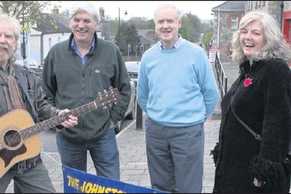Sands family at folk festival | Irish Independent