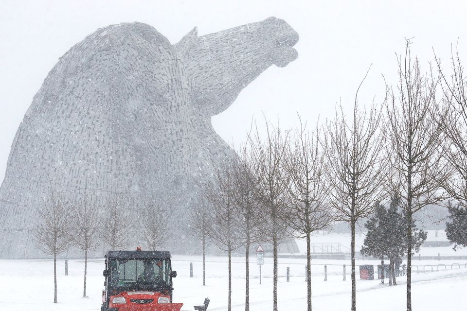 In Pictures: UK and Ireland grapple with snowy conditions | Irish ...