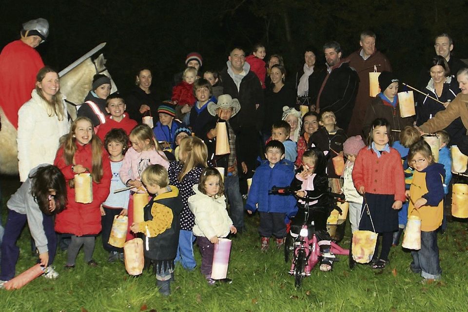 Kindergarten crew set off on Lantern Walk | Irish Independent