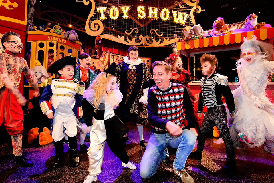 Roll up, roll up: Ryan plays ringmaster for his 10th 'Toy Show' | Irish ...