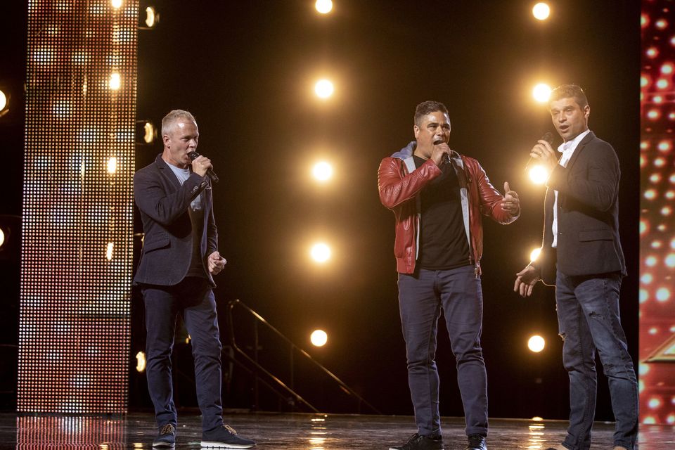 Opera singer steals X Factor judges’ hearts by sticking by friends ...