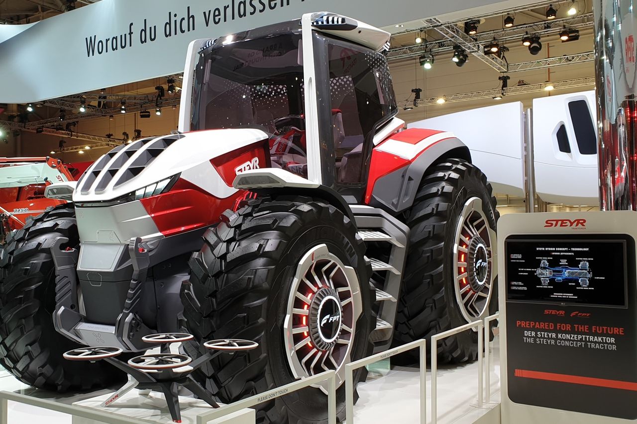 Steyr’s concept tractor takes farm management to the heart of the ...