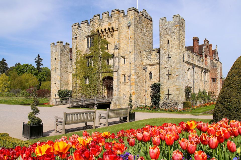 Winston Churchill’s oil painting of Hever gardens returns home to ...