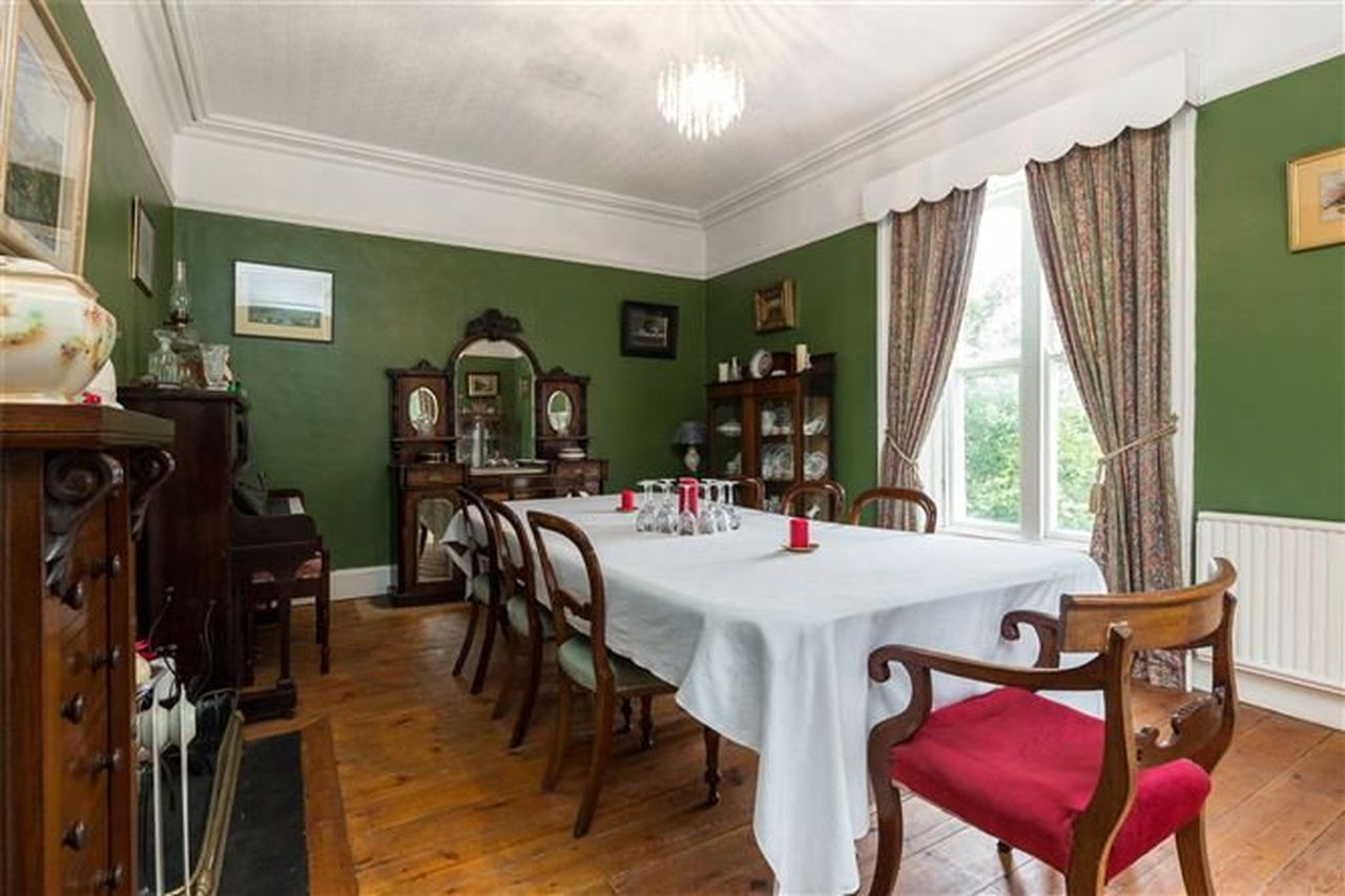 SEE INSIDE: Exclusive neighbouring properties on Spawell Road in ...