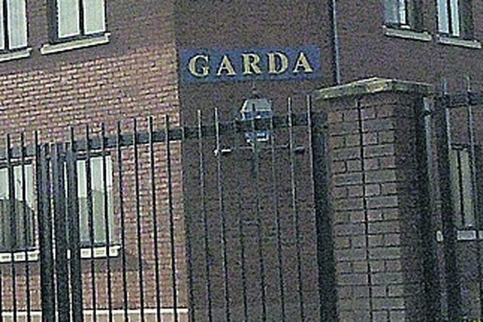 Garda questioned over theft | Irish Independent