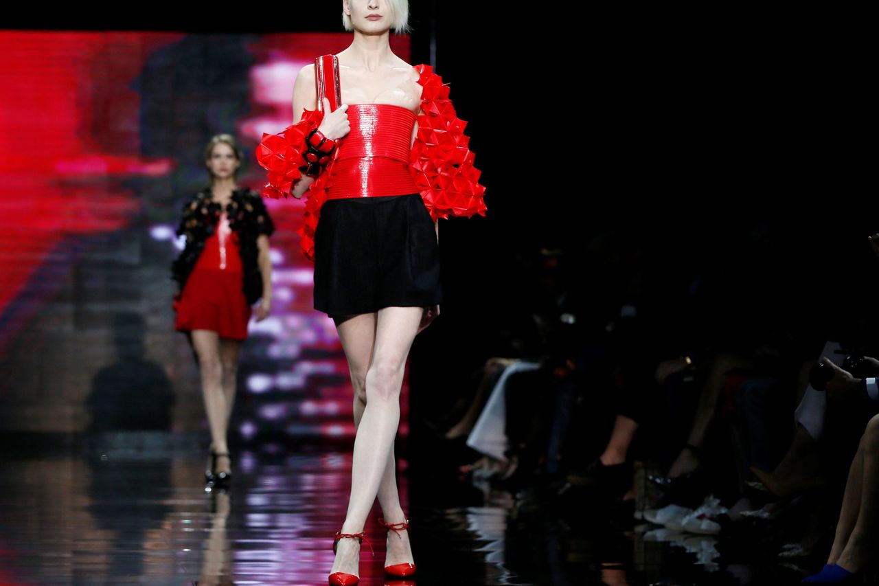 Runway Report: Giorgio Armani at Paris Haute Couture Fashion Week ...