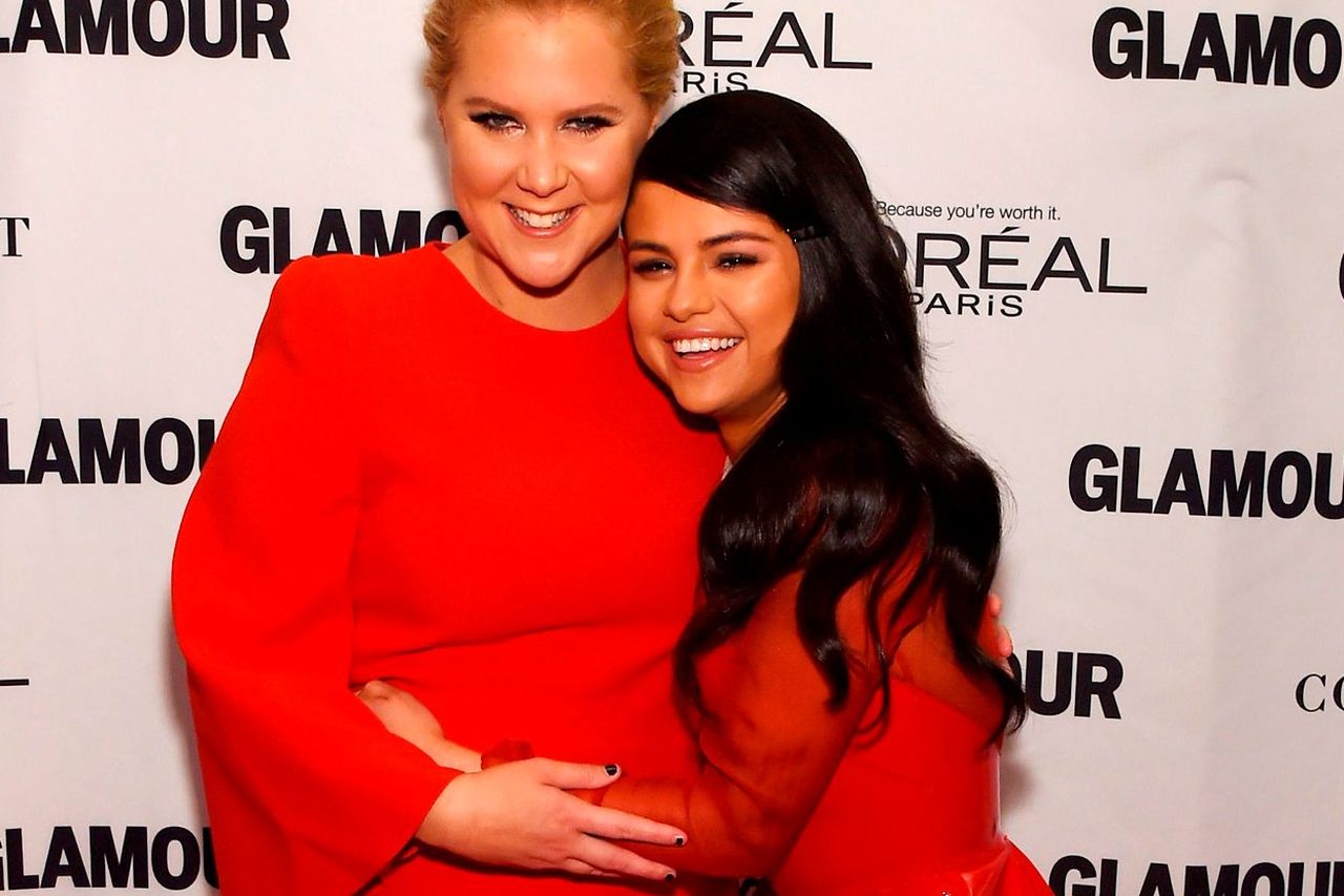 PICTURE: Amy Schumer, Eve Hewson and Selena Gomez are your new squad ...