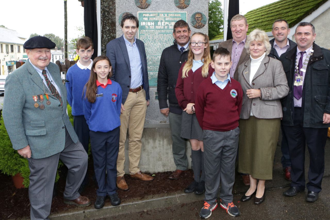 Roundwood honours men and women of 1916 | Irish Independent