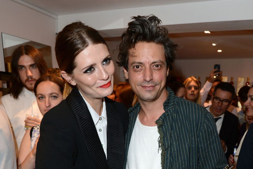 Is Dublin the city of romance for Mischa Barton as she is spotted ...