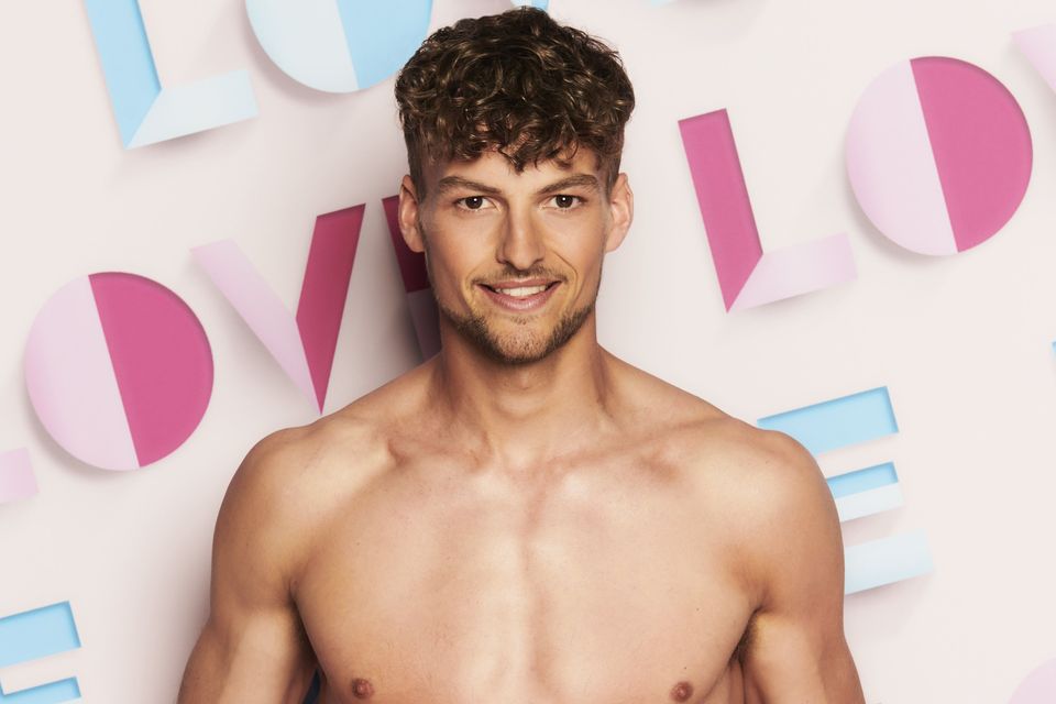 Conflict looms for Love Island stars Hugo Hammond and Amy Day | Irish ...