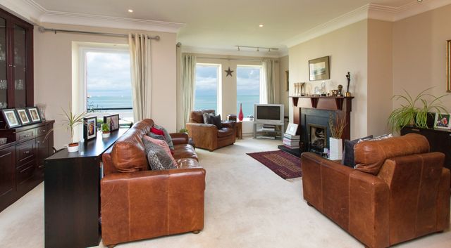 4 of a kind... By the Sea | Irish Independent