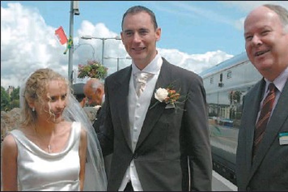Now that's a real wedding train | Irish Independent