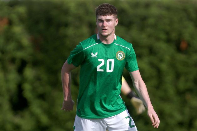 Ireland defender Alex Murphy leaves Newcastle to join Bolton on loan ...