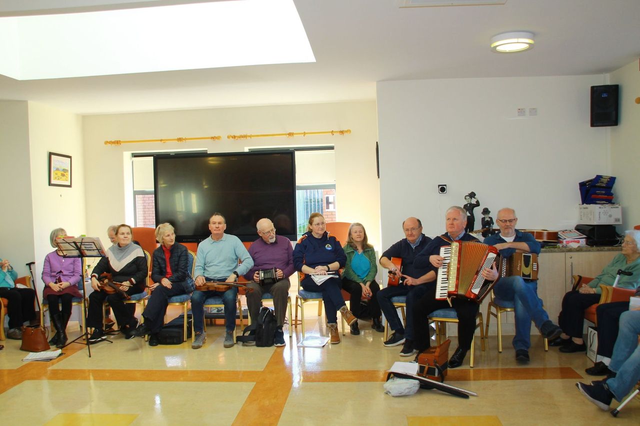 The ancient tradition of The Biddies revived in Drogheda | Irish ...