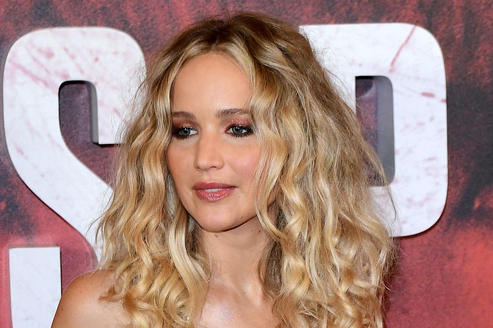 Jennifer Lawrence clarifies political stance after switching sides ...