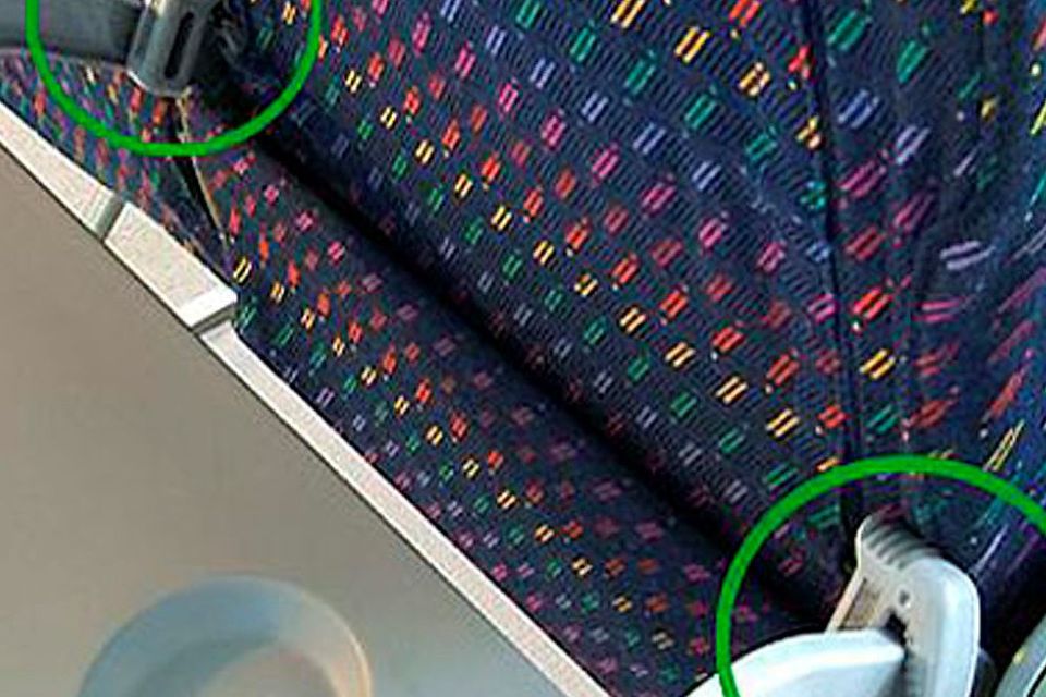 €16 gadget sparks 'right to recline' row among airline passengers ...