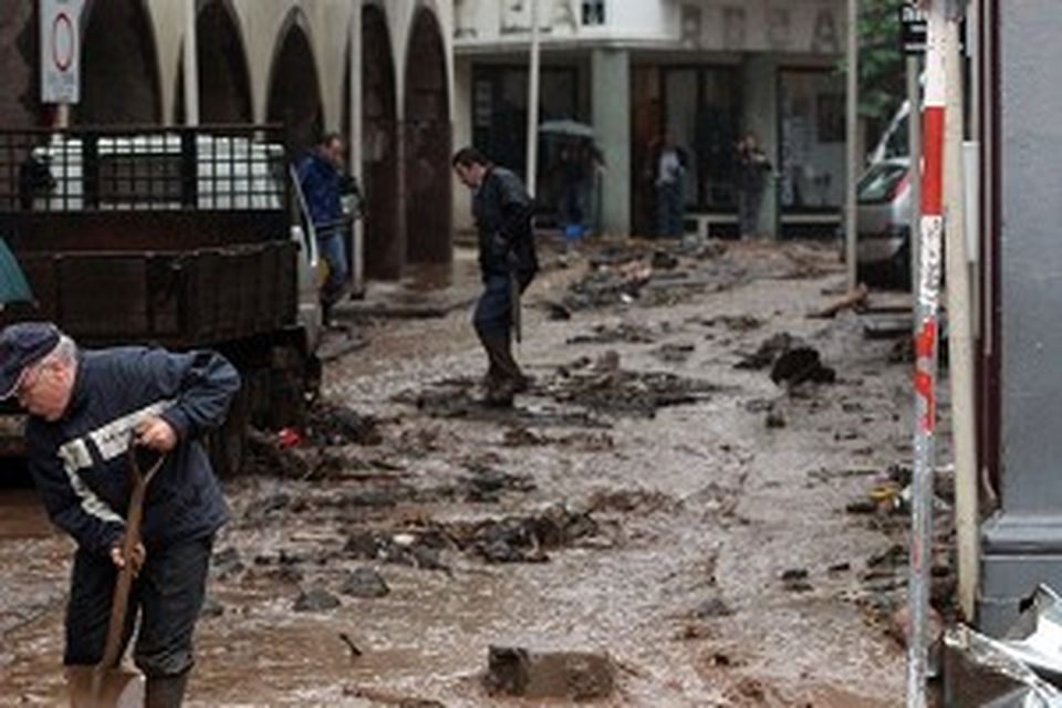 Death toll rises in Madeira floods | Irish Independent