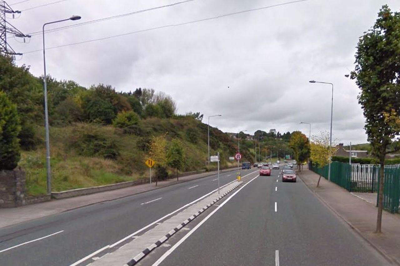 Investigation launched after two on-duty gardaí and taxi driver injured ...