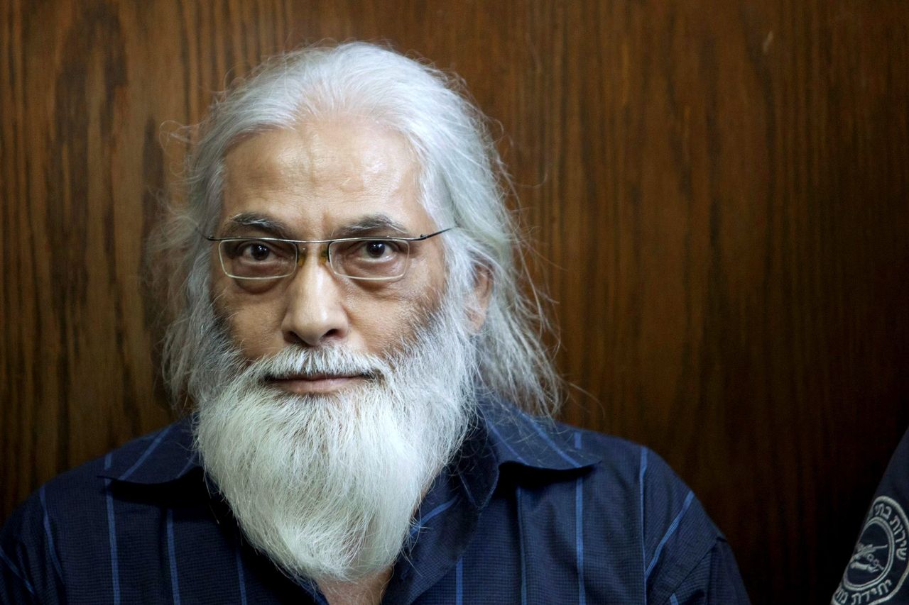 Polygamist cult leader (64) jailed for sex crimes after 'harem' of ...
