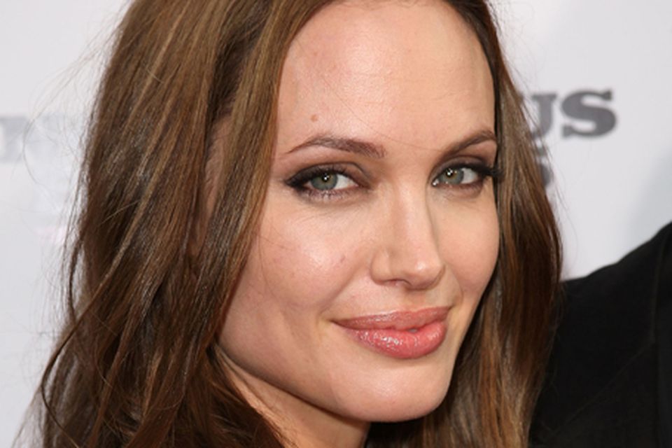Winona: Angelina never thanked me | Irish Independent