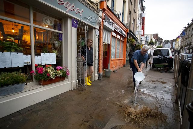 New Ross flooding: Supports promised for over 40 local businesses ...