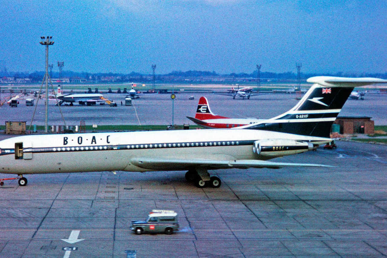 Gallery: The world's most iconic aircraft in 20 amazing images | Irish ...