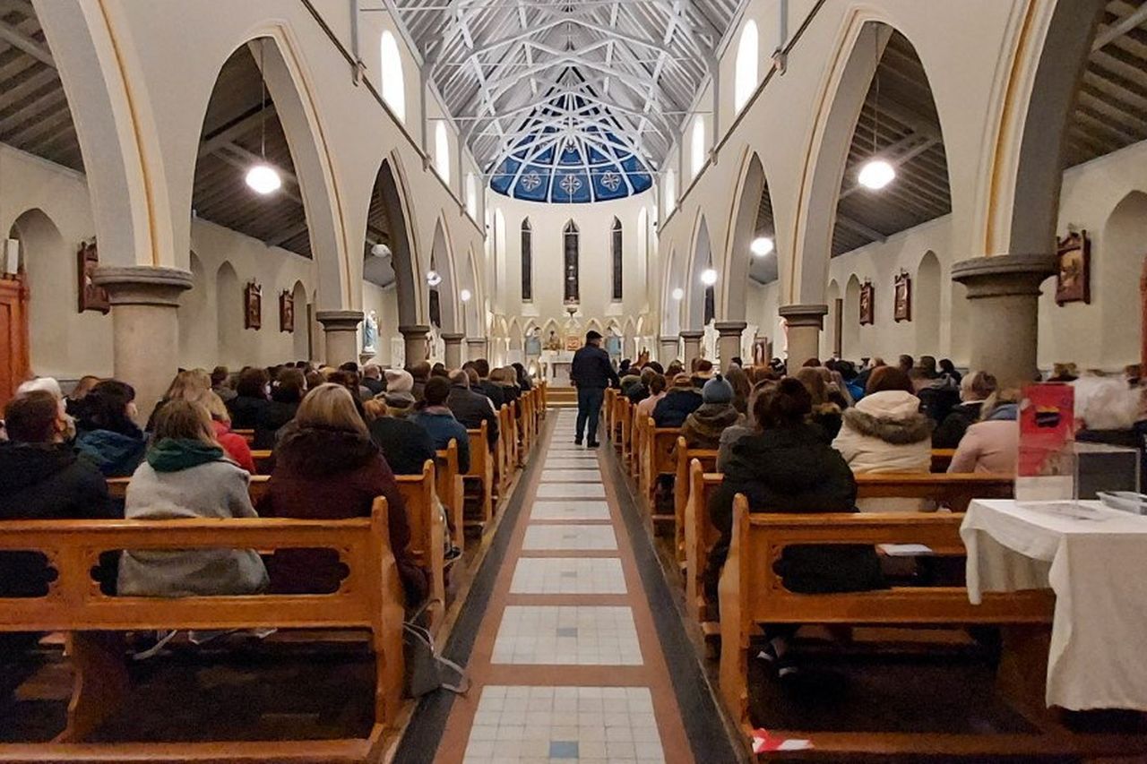 Emotions run high at meeting on crisis at Cushinstown NS | Irish ...