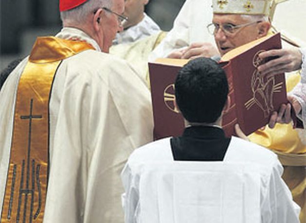 Cardinal Brady renews invite for Papal visit | Irish Independent