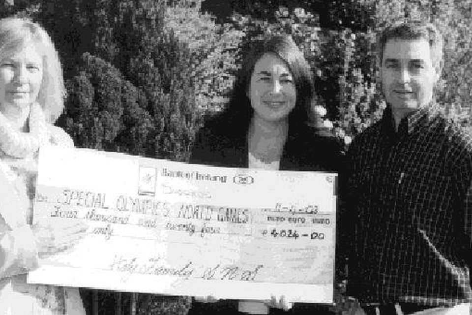 Sponsored torch walk raises Olympics funds | Independent.ie