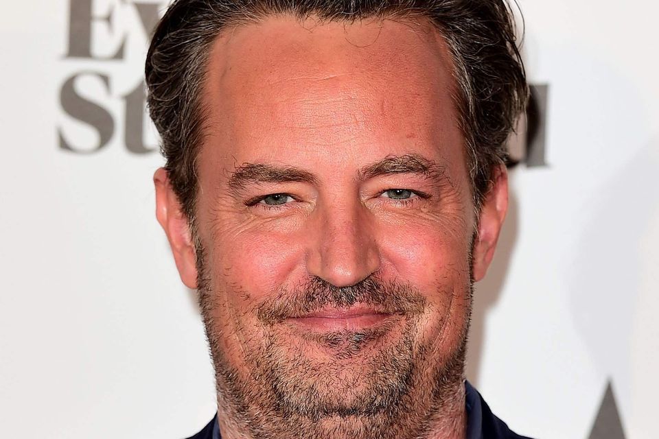 Matthew Perry announces he has finished writing his autobiography ...