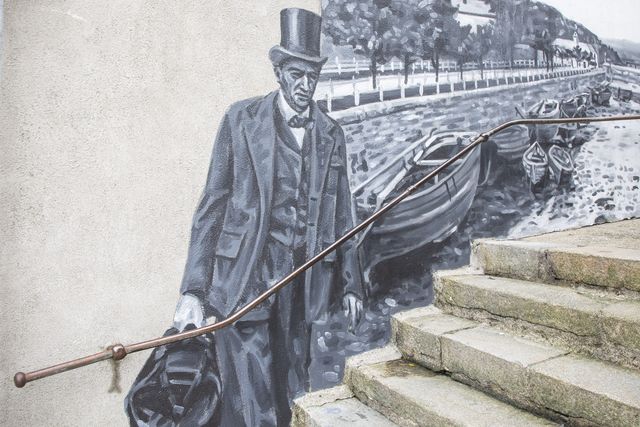 See photos as stunning new Wicklow town murals take shape | Irish ...